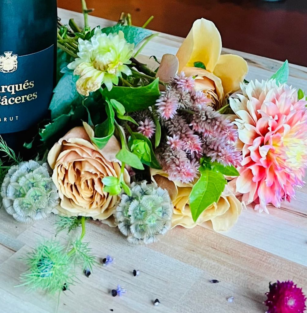 Floral Design Classes - The Shy Flower